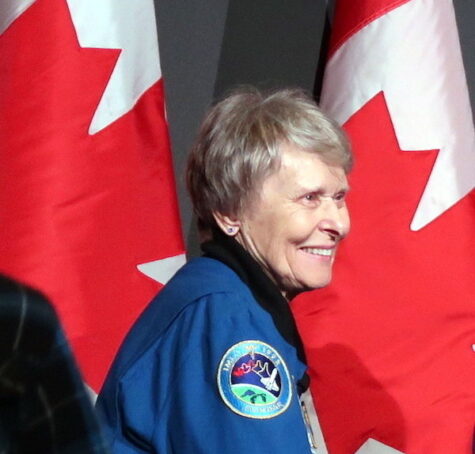 Exploring Birds from Space - The Roberta Bondar Foundation